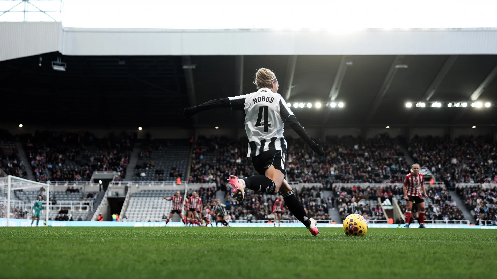“A City that embodies Football” | An insight into…Jordan Nobbs